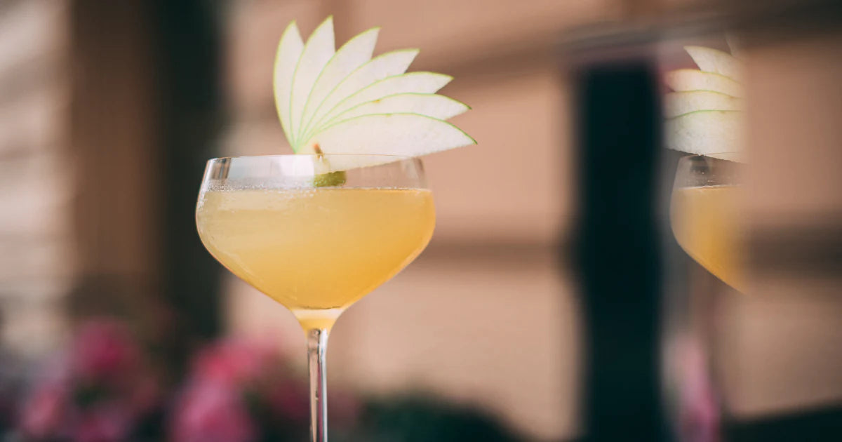 Essential Garnishing - Monin US